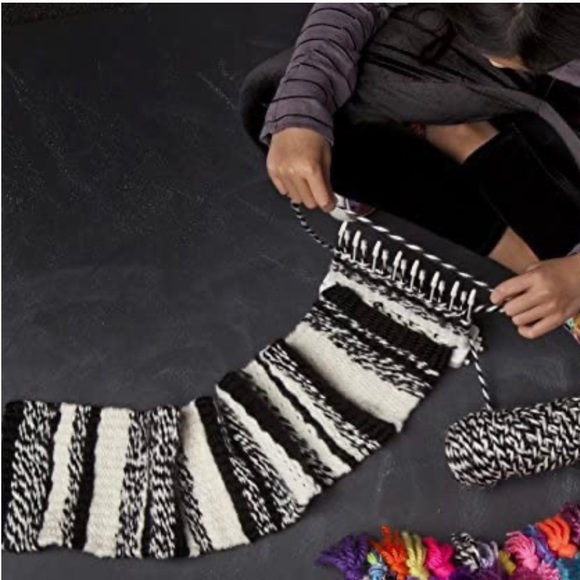 loopdeloom | Toys | Nwt Loopdeloom Weaving Loom Craft Kit | Poshmark